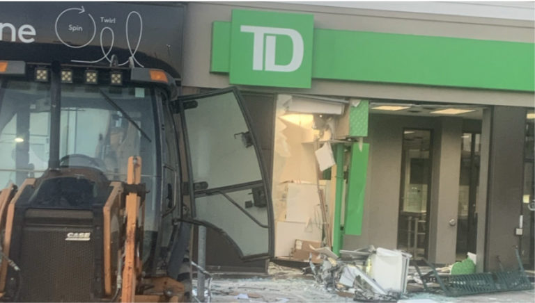El Popular - Se roban cajero automático de un banco de North York ...